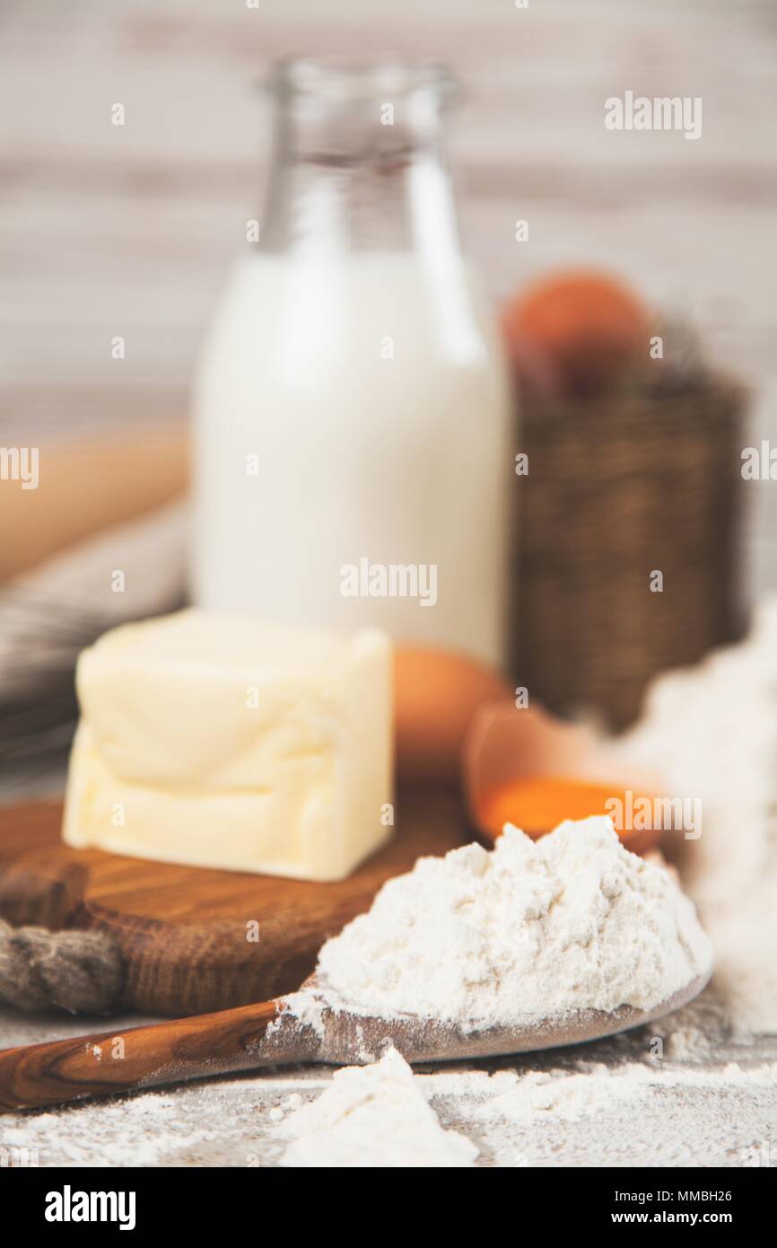 Basic baking ingredients Stock Photo - Alamy