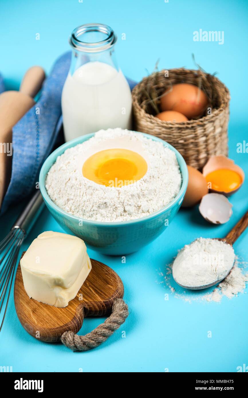Basic baking ingredients Stock Photo - Alamy