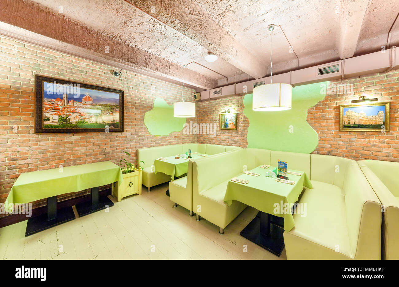 Italian restaurant interior design hi-res stock photography and images ...