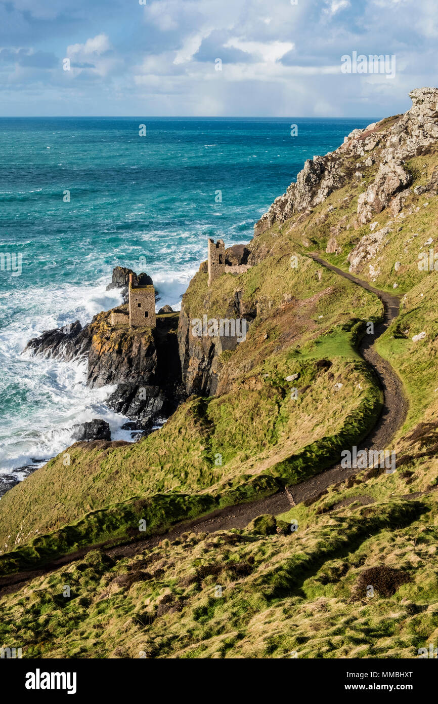 Mines on cliffs hi-res stock photography and images - Alamy