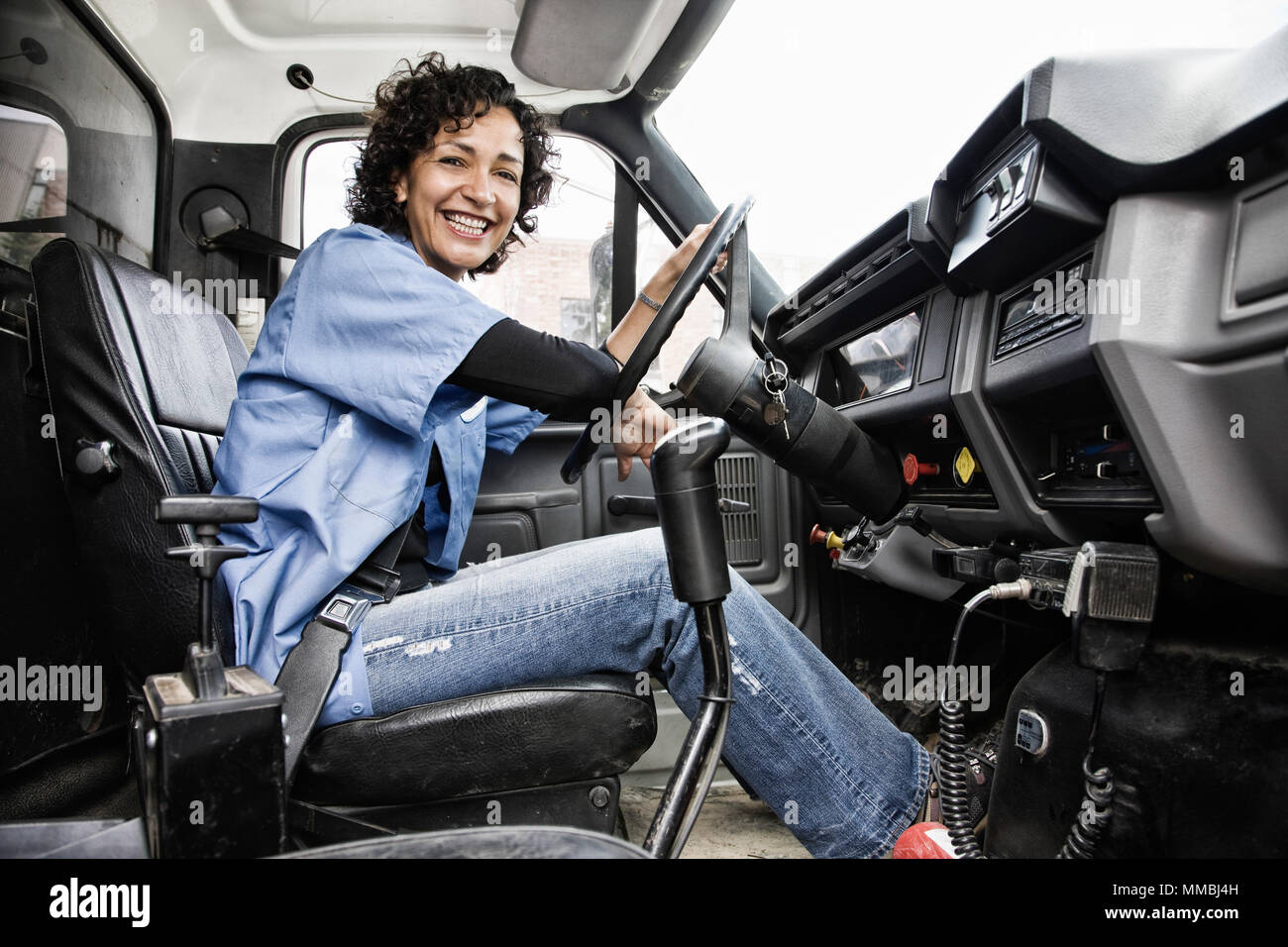 Woman driver in drivers seat hi-res stock photography and images - Alamy