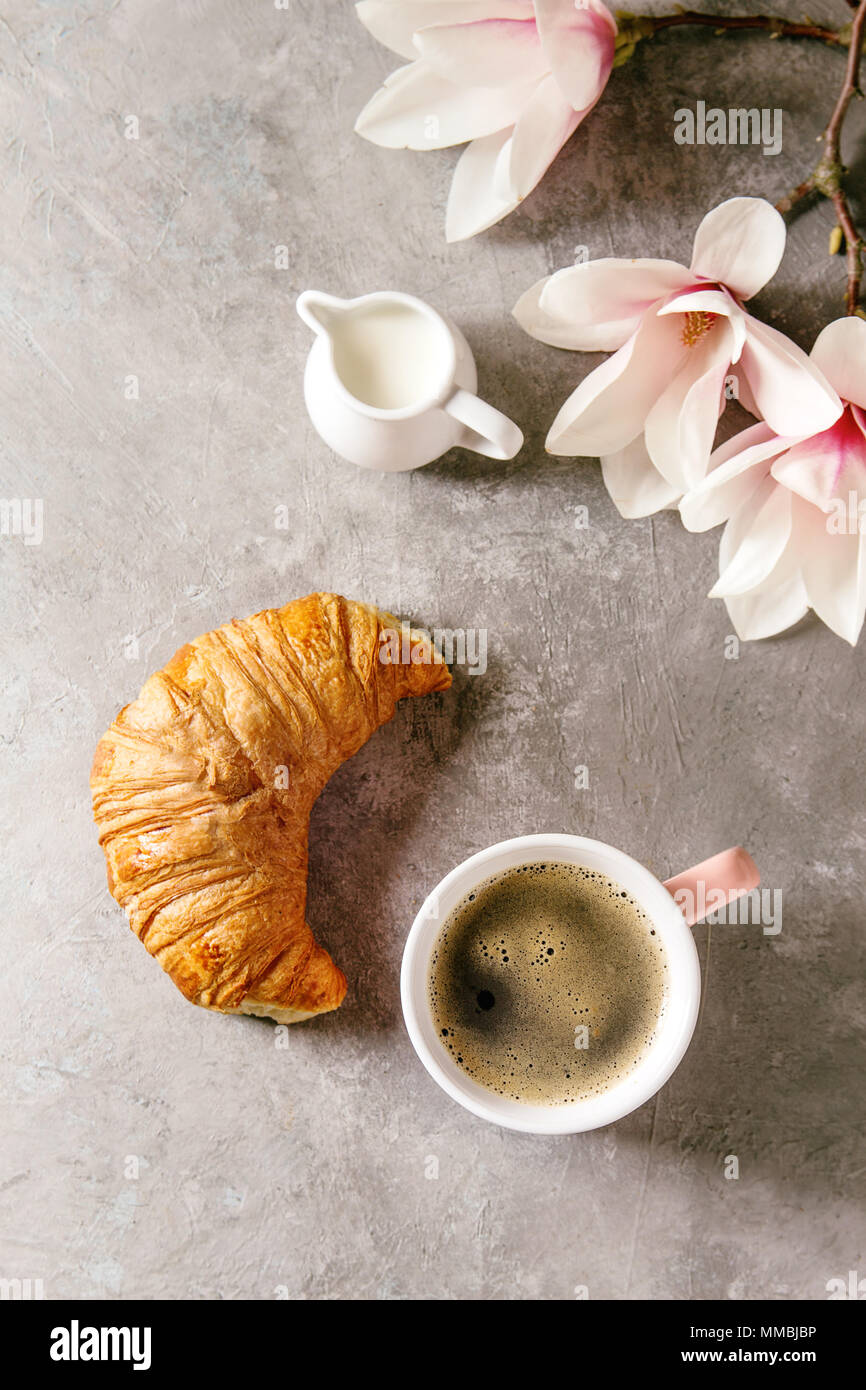 Coffee with spring flowers Stock Photo - Alamy