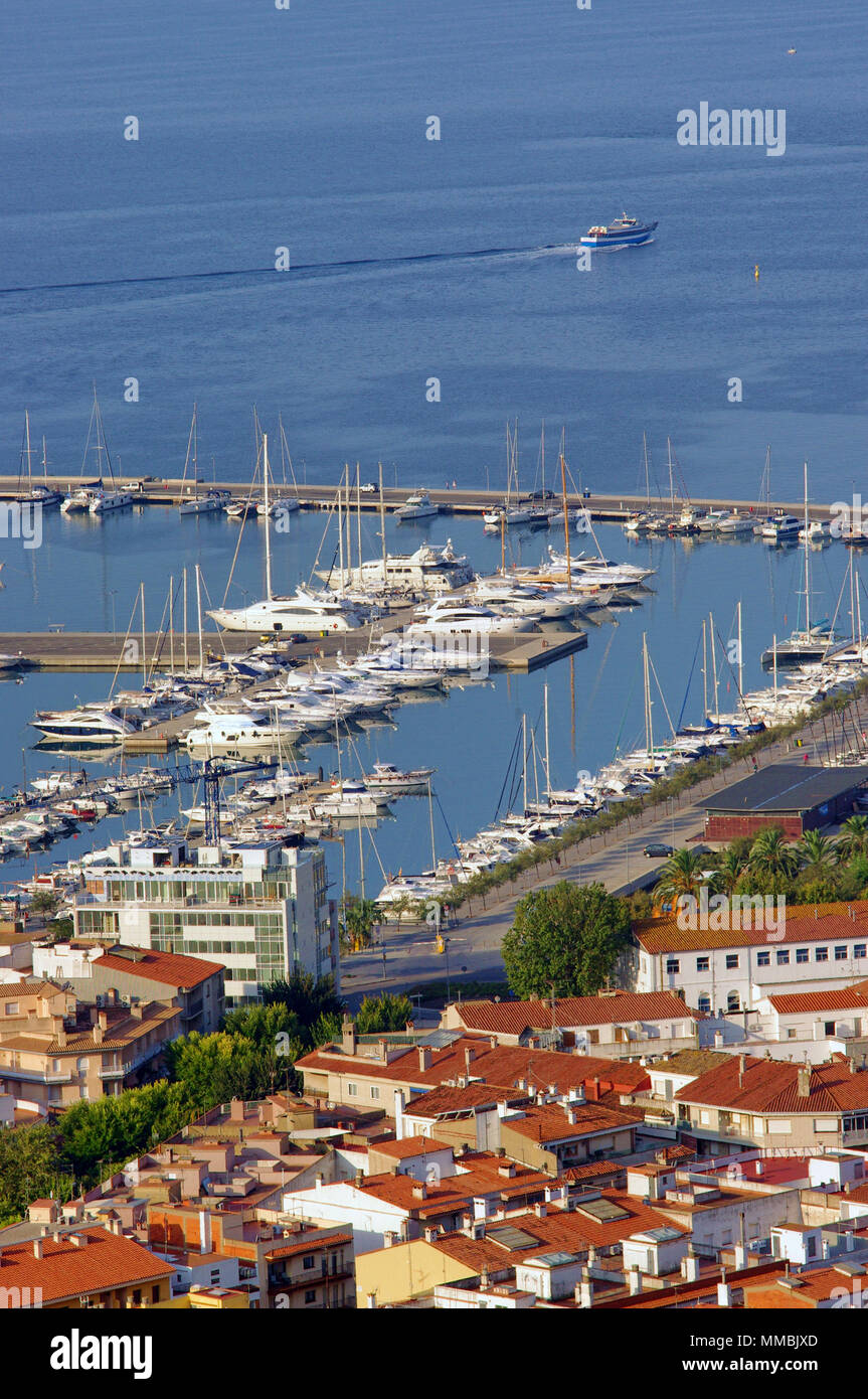 port of Roses, resort in Costa Brava. Spain Stock Photo - Alamy