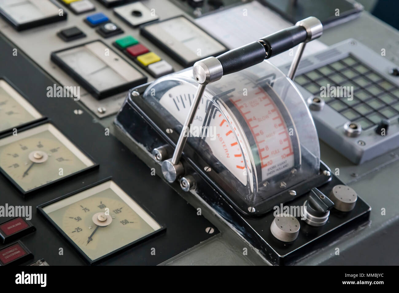 Cruise boat control room hi-res stock photography and images - Alamy