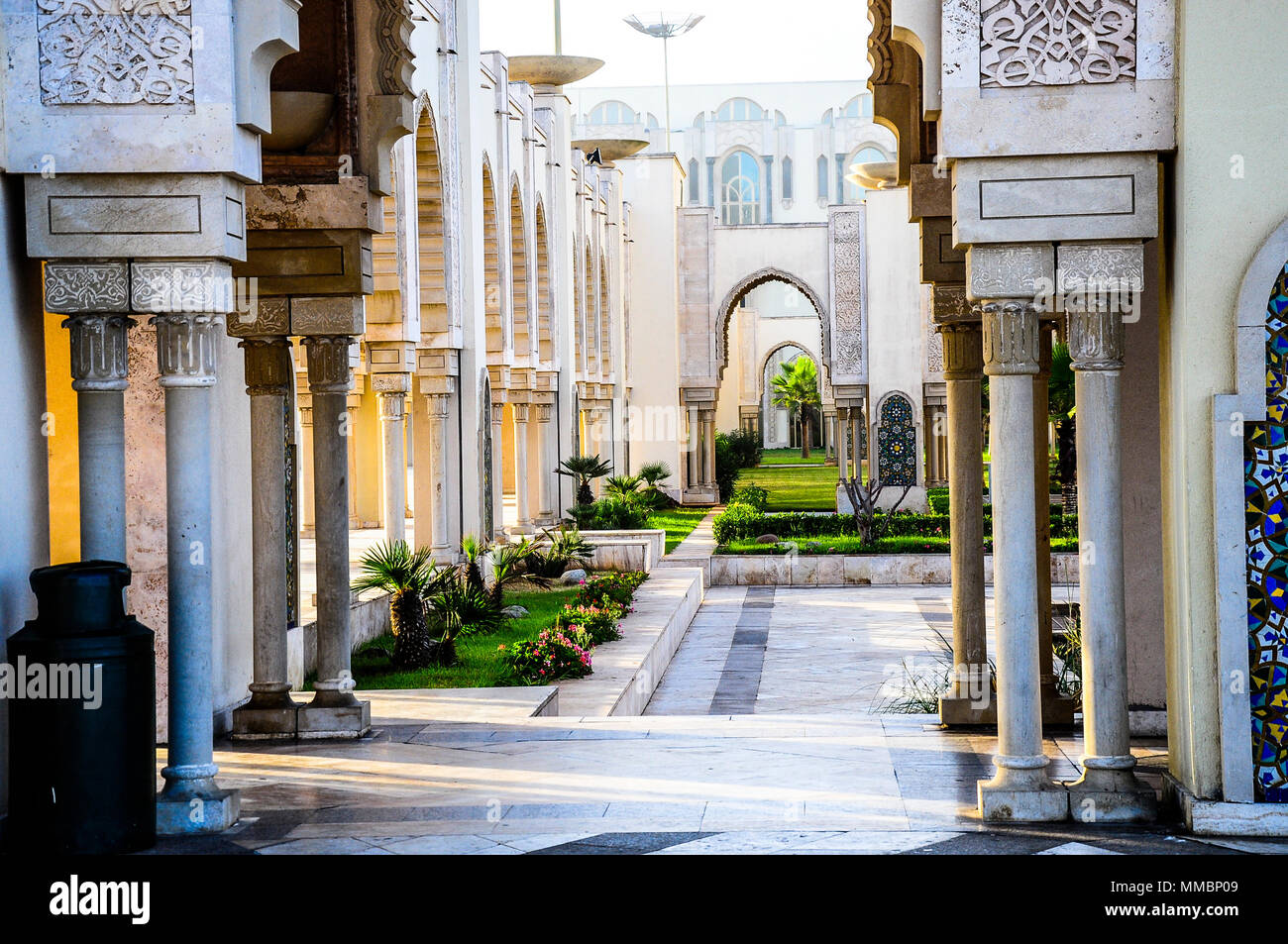 Muslim holy buildings hi-res stock photography and images - Alamy