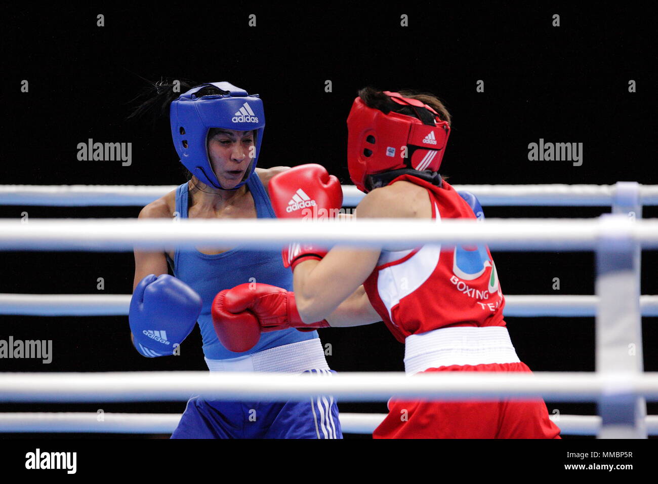 Olympic boxing gloves hi-res stock photography and images - Alamy