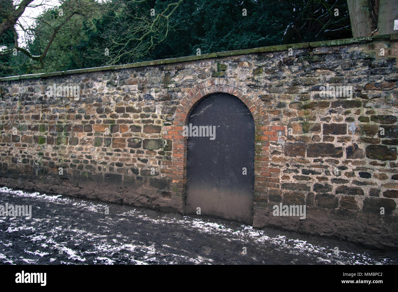 Delapre building exterior hi-res stock photography and images - Alamy