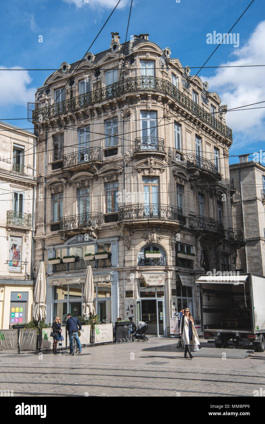 Montpellier cathedral aerial hi-res stock photography and images - Alamy