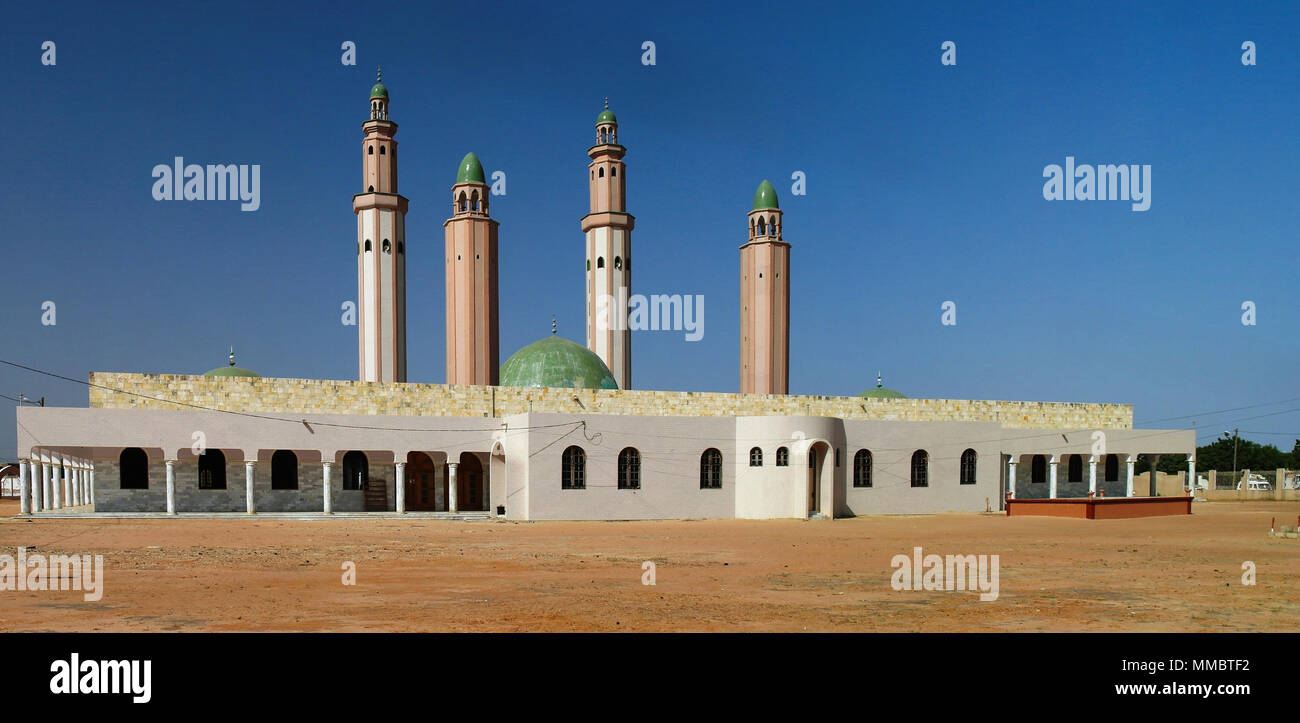 Exterior view of Touba mosque in Senegal Stock Photo - Alamy