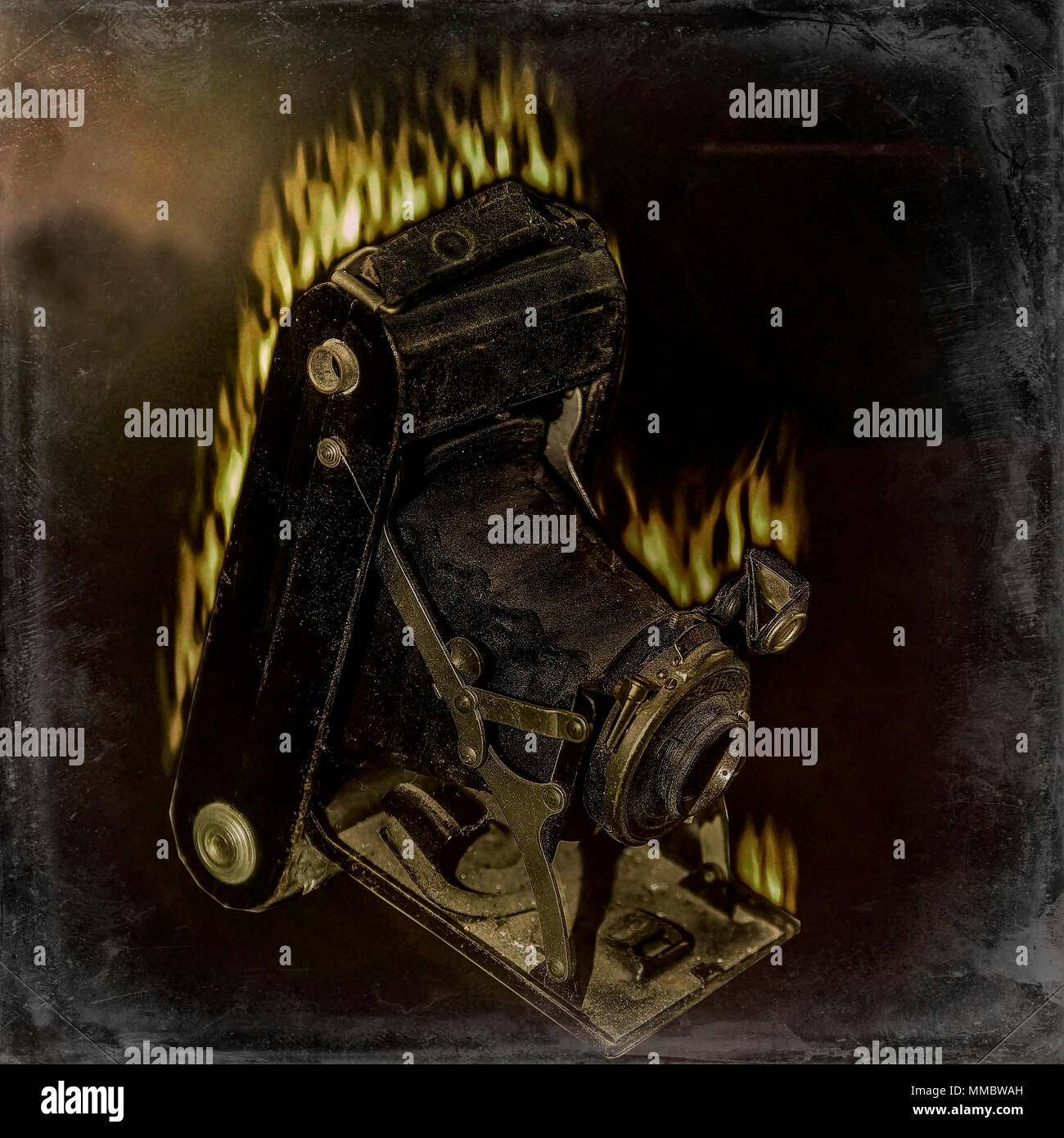 Antique camera late 1900. Vitage camera on fire. Illustration. Stock ...