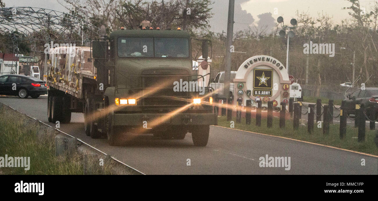 U.S. Army Reserve Soldiers assigned to the 432nd Transportation Company ...