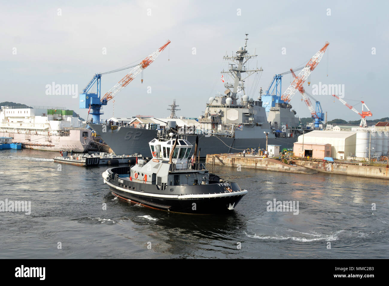 171008-N-XN177-058 YOKOSUKA, Japan (Oct. 8, 2017) The Valiant-class ...