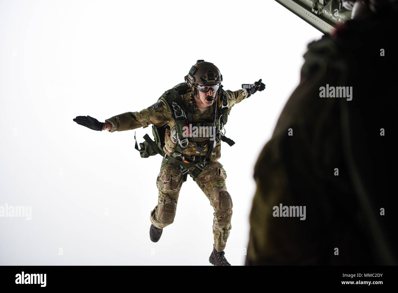 Airmen with the 321st Special Tactics Squadron, 352 Special Operations ...
