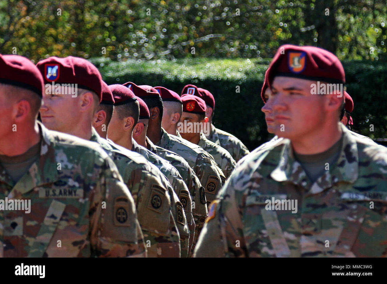 Maroon beret hi-res stock photography and images - Alamy