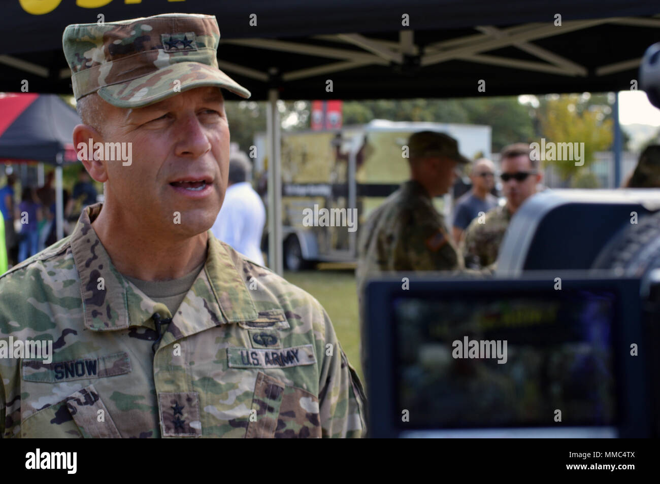 Maj. Gen. Jeffrey Snow, commanding general for U.S. Army Recruiting ...