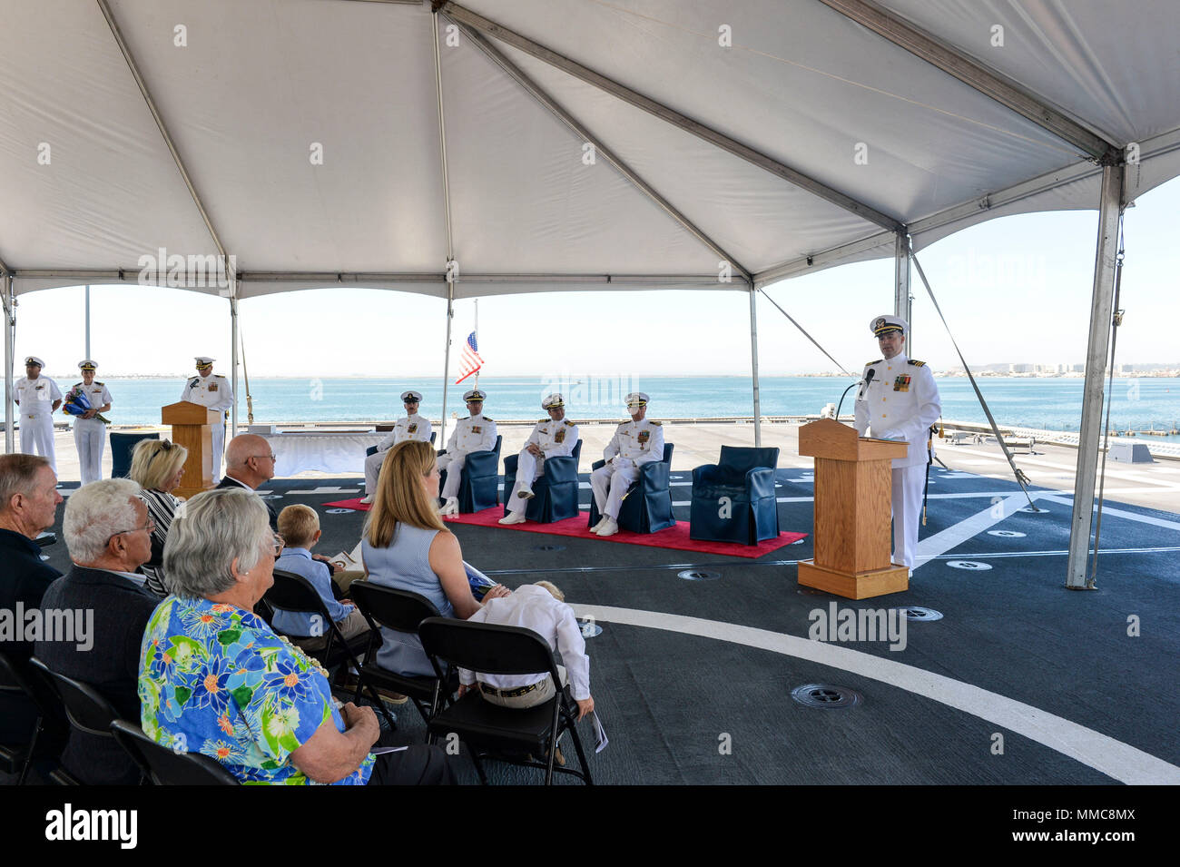 (US Navy Photo by Mass Communication Specialist 2nd Class Amanda Chavez ...