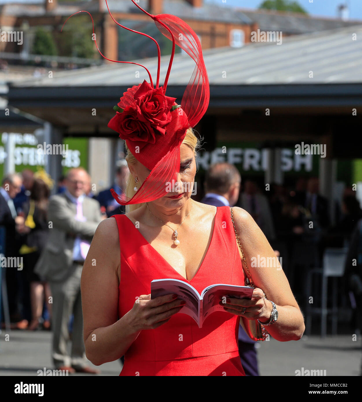 Chester races ladies day hi-res stock photography and images - Alamy