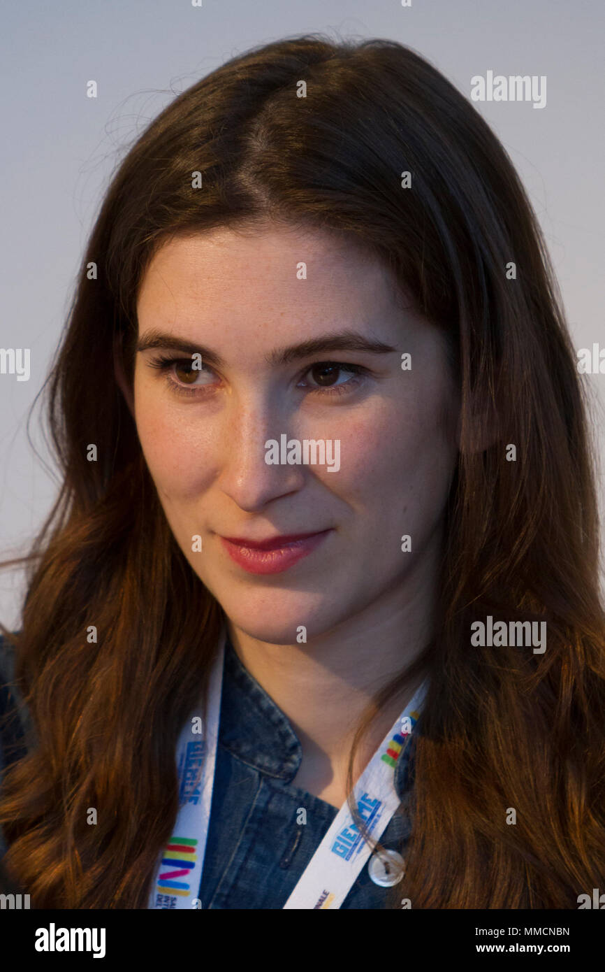 Katherine rundell hi-res stock photography and images - Alamy