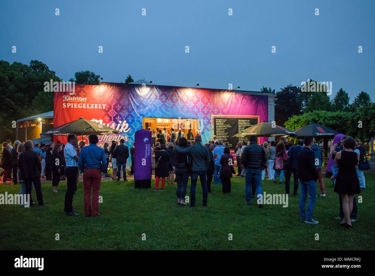Weimar cabaret hi-res stock photography and images - Alamy