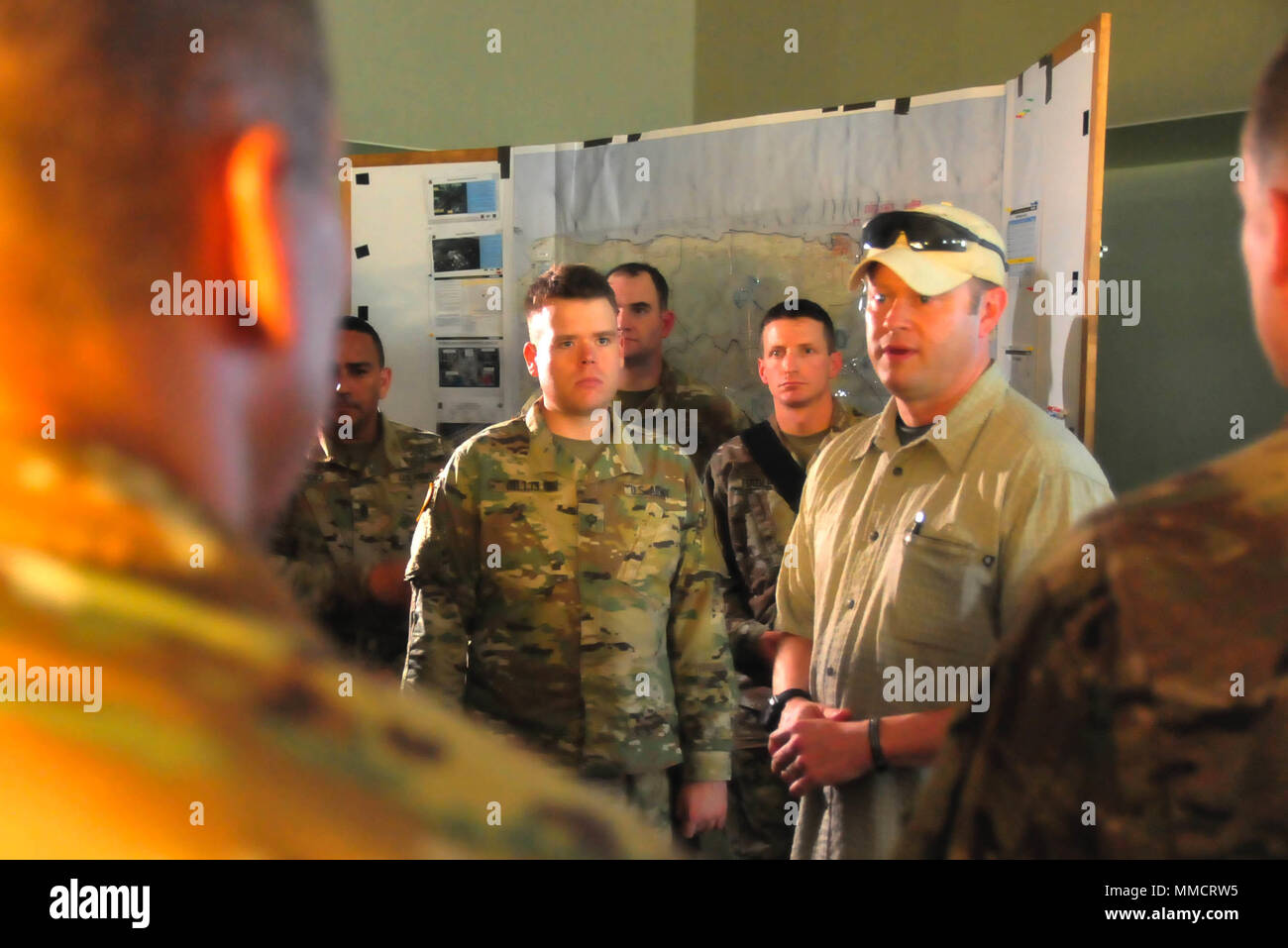 Acting pao hi-res stock photography and images - Alamy