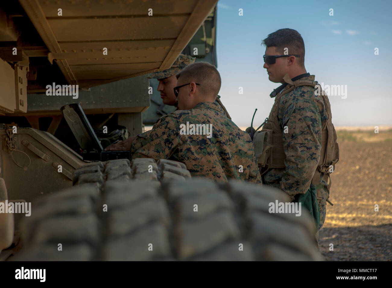 Marines with 3rd Platoon, Rocket Battery F, 2nd Battalion, 14th Marine ...