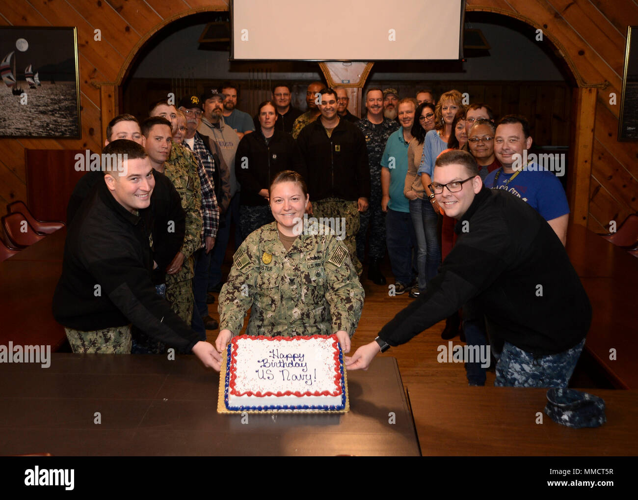 171013-N-VH385-009 NAVAL MAGAZINE INDIAN ISLAND, Wash. (Oct. 13, 2017 ...