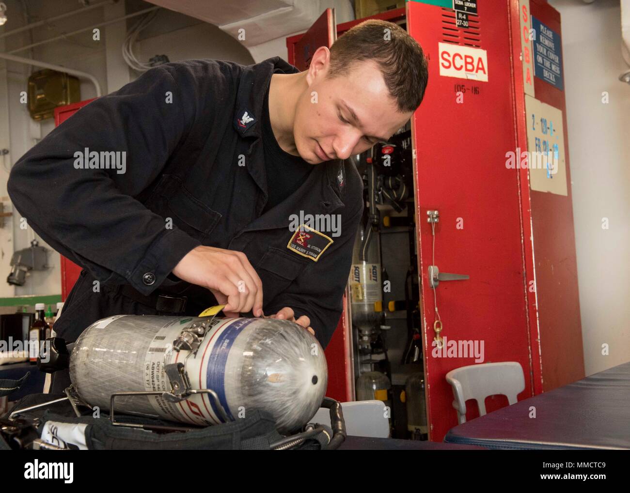 171012-N-YN937-009 ATLANTIC OCEAN (Oct. 12, 2017) Damage Controlman 3rd ...