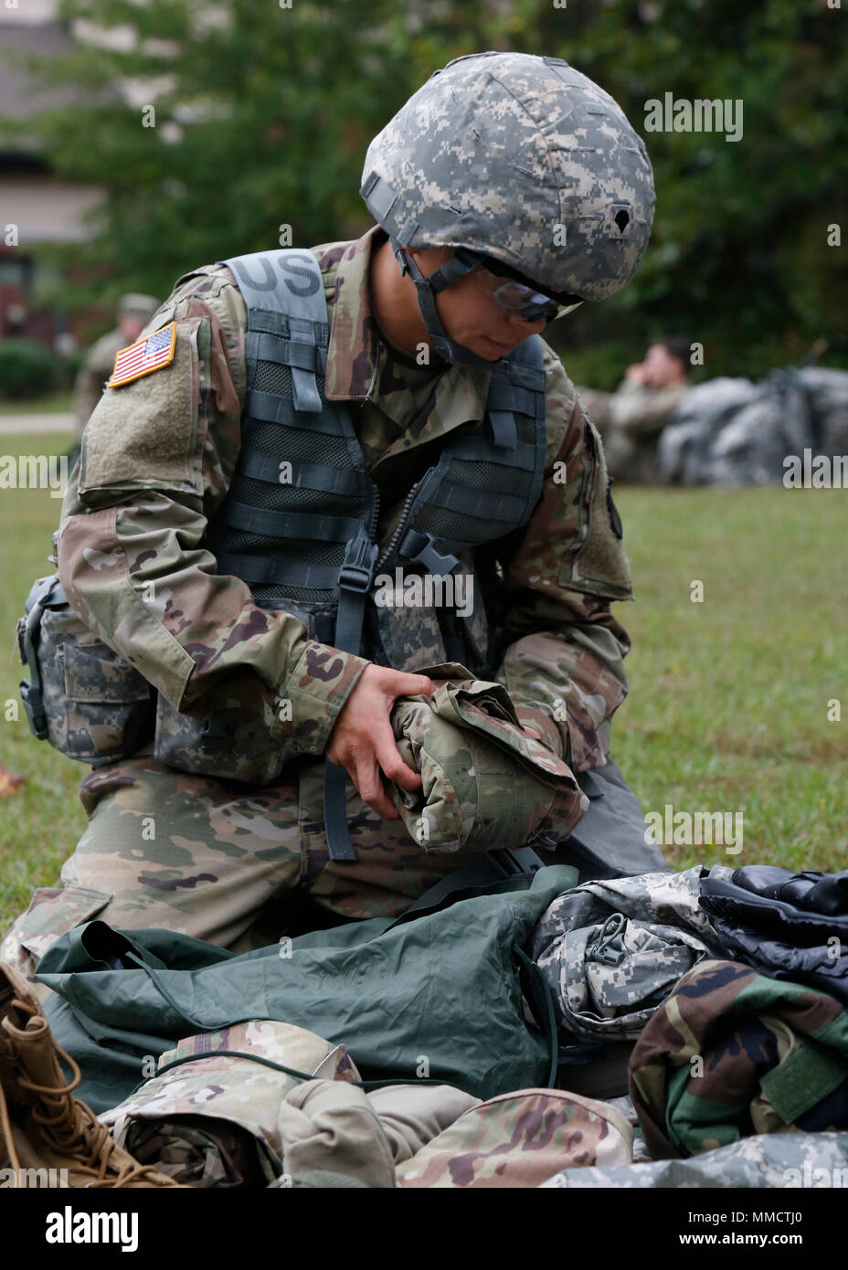 Candidates go through the first day of the Expert Field Medical Badge ...
