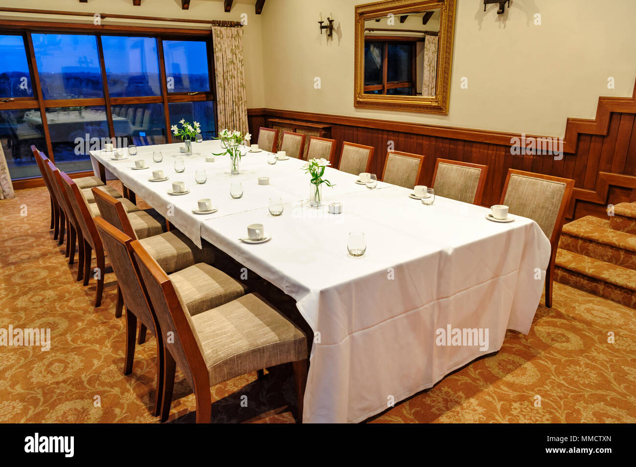 Restaurant table prepared to serve food Stock Photo - Alamy