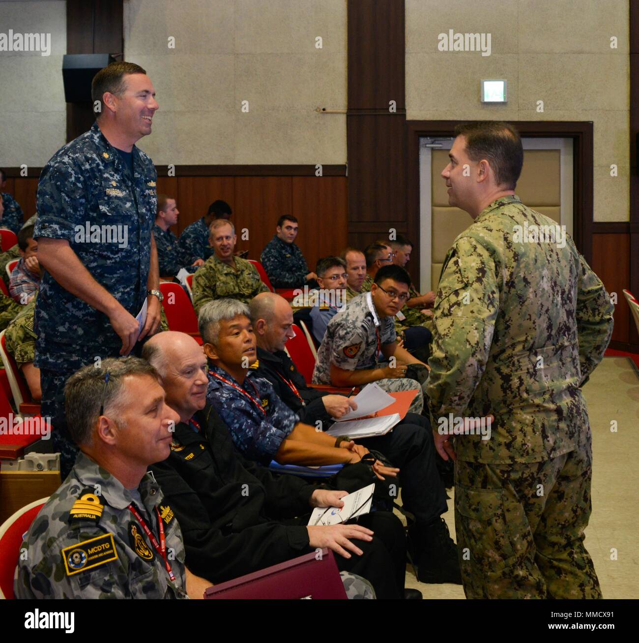 Uss carlisle hi-res stock photography and images - Alamy