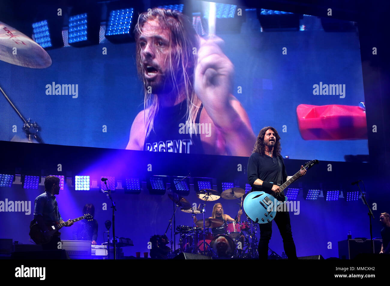 Foo fighters hi-res stock photography and images - Alamy