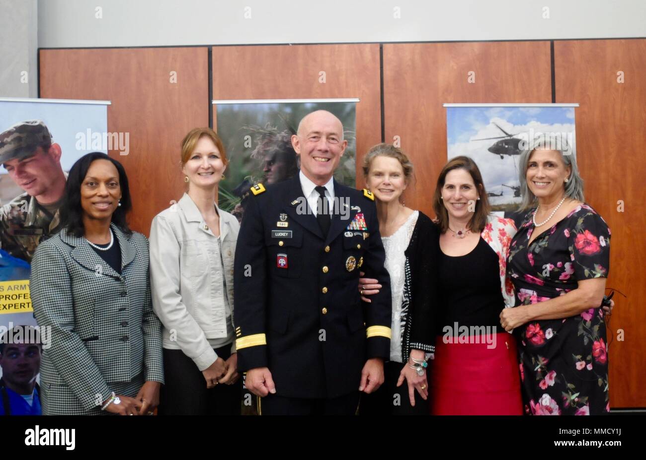 Army Reserve volunteer spouses l-r (Rhanda Washington, 80th Training ...