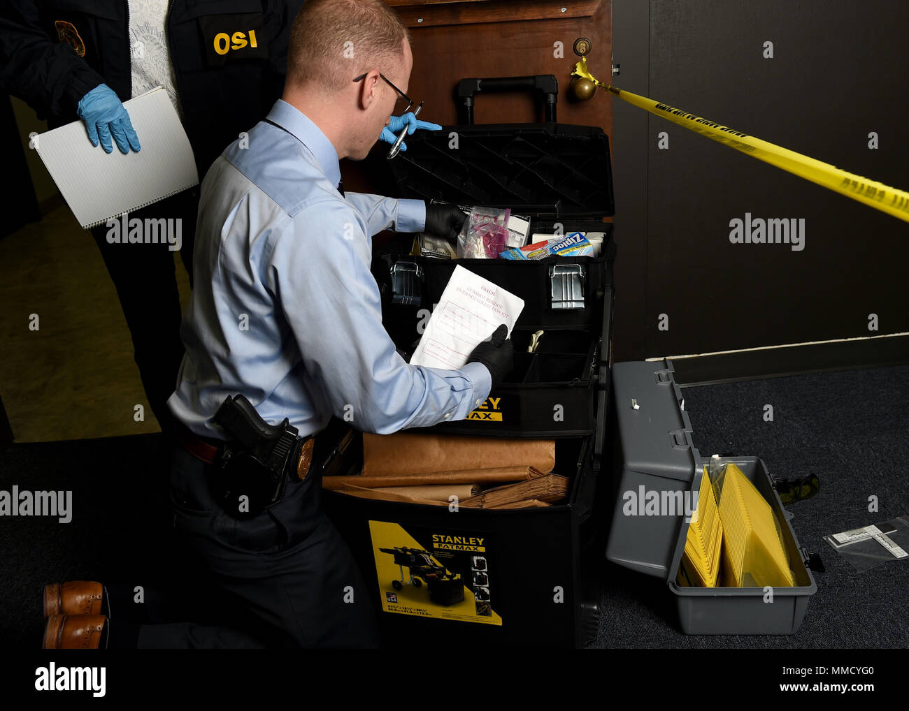 Investigative tools hi-res stock photography and images - Alamy