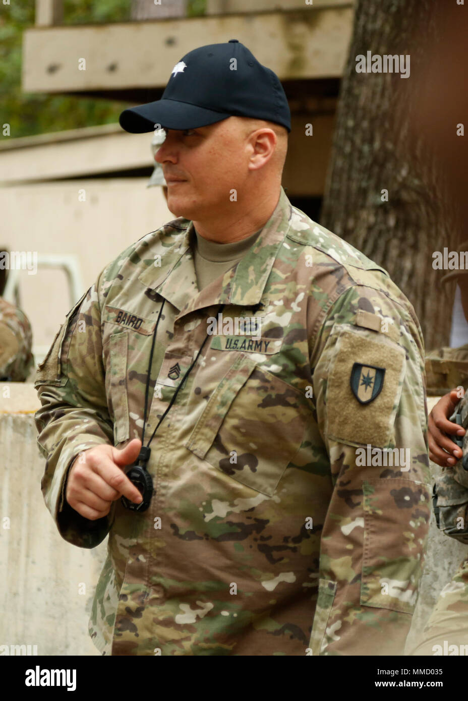 A U.S. Army Expert Field Medical Badge (EFMB) instructor teaches a ...