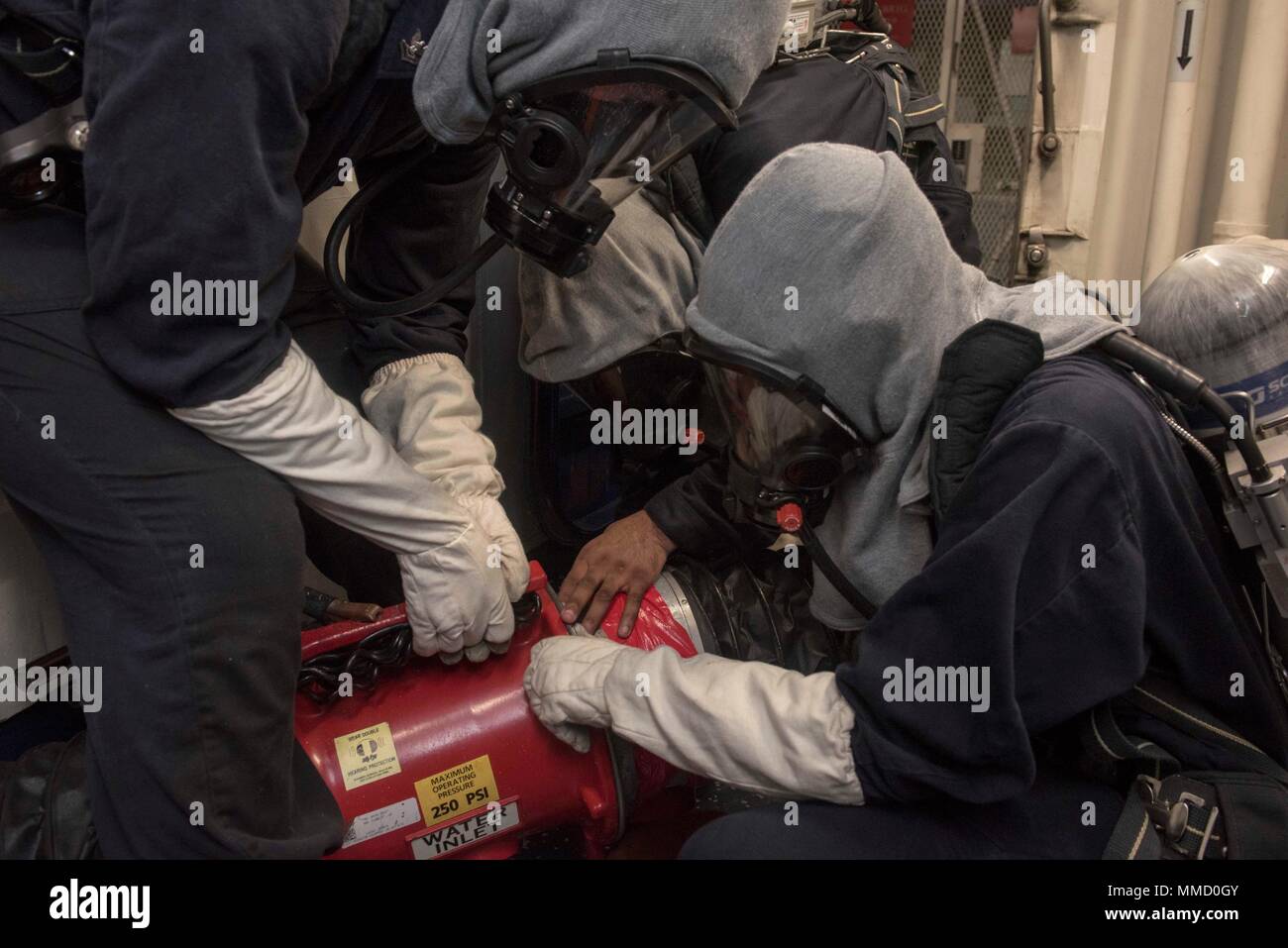171013-N-YN937-182 ATLANTIC OCEAN (Oct. 13, 2017) Sailors assemble a ...
