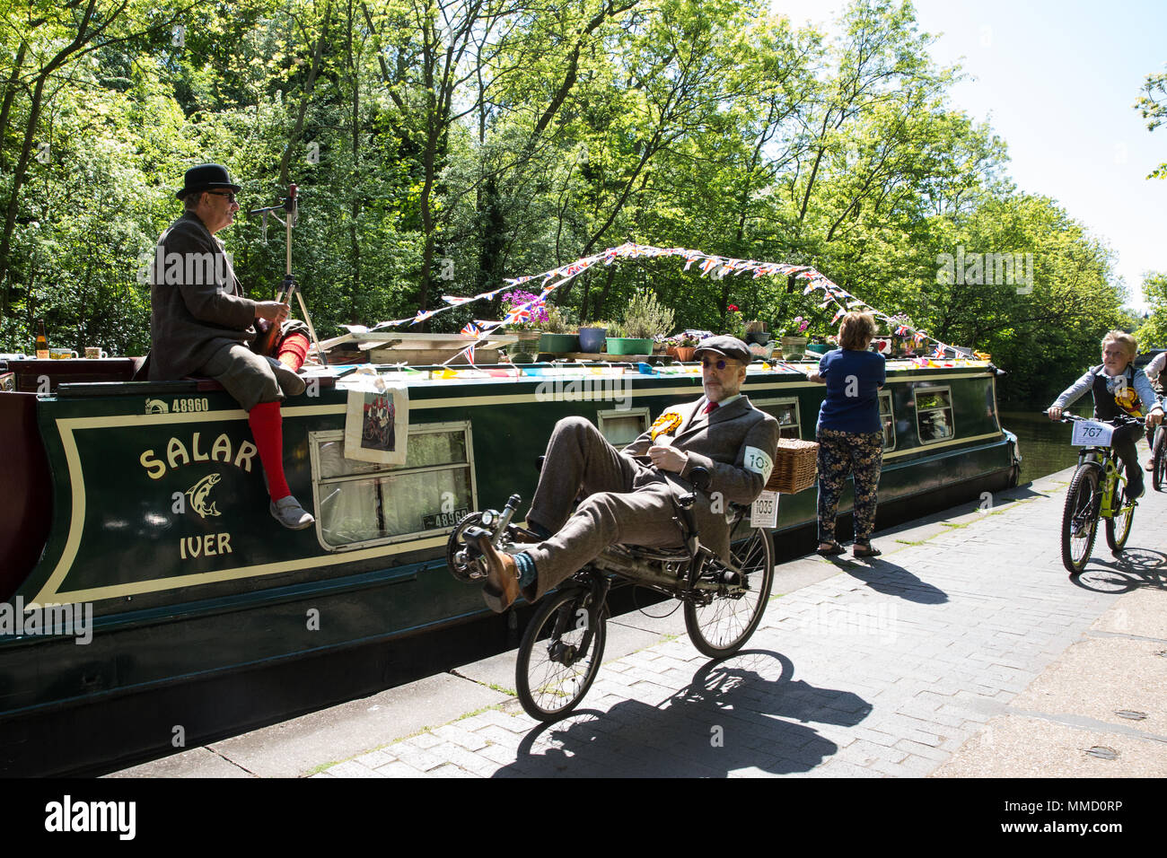 London, UK. 5th May, 2018. Over 500 cyclists wearing tweed jackets ...
