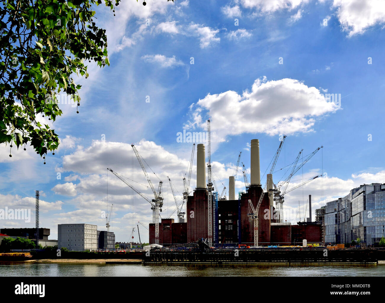 Battersea power station towers hi-res stock photography and images - Alamy