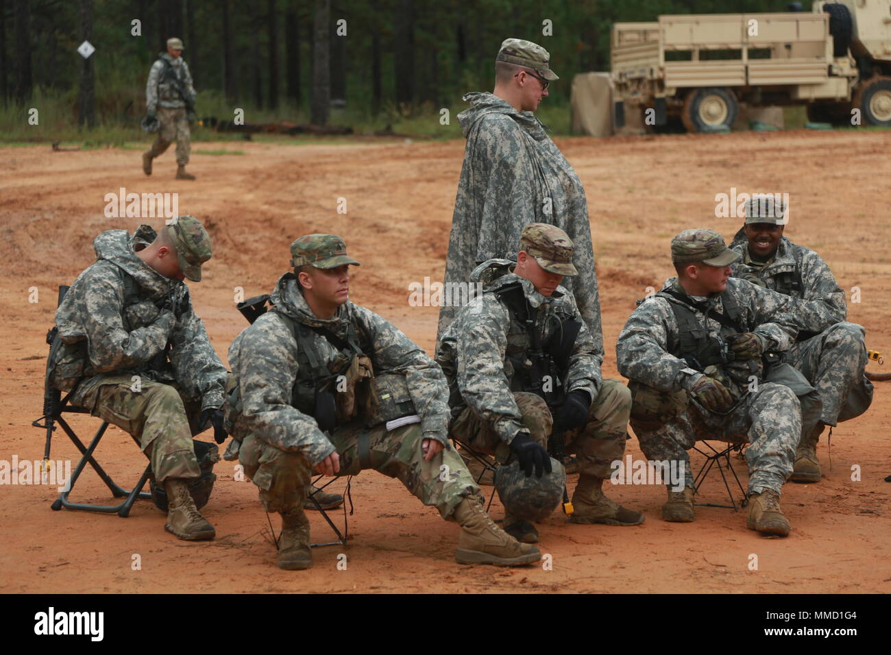 U.S. Army Soldiers participating in the Expert Field Medical Badge ...