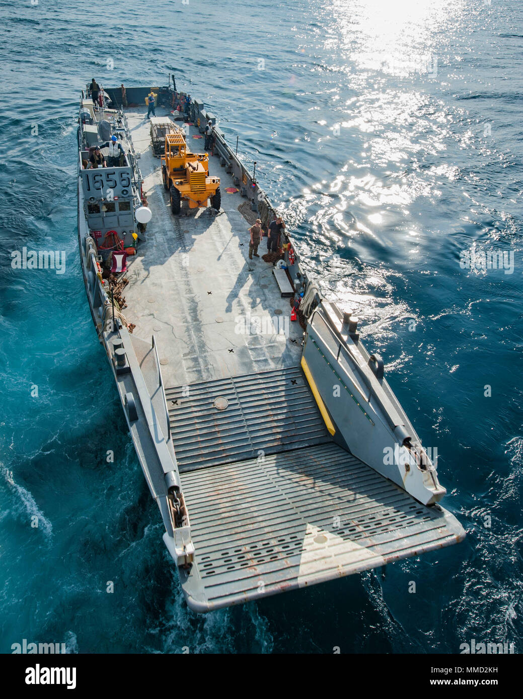 171012-N-NM806-0012 CARIBBEAN SEA (Oct. 12, 2017) A Landing Craft ...