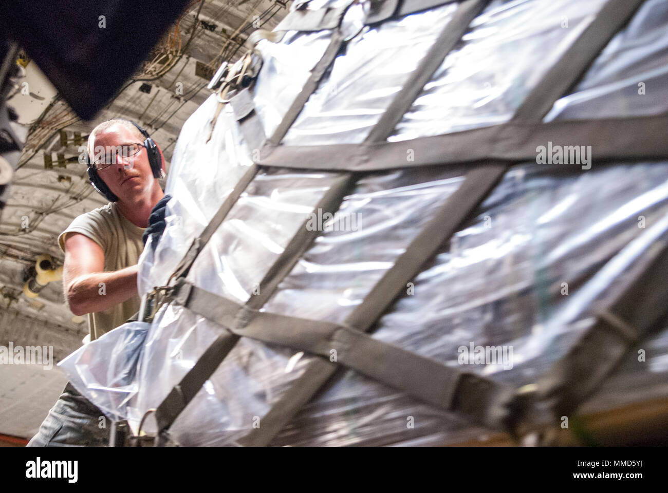 463l pallet hi-res stock photography and images - Alamy