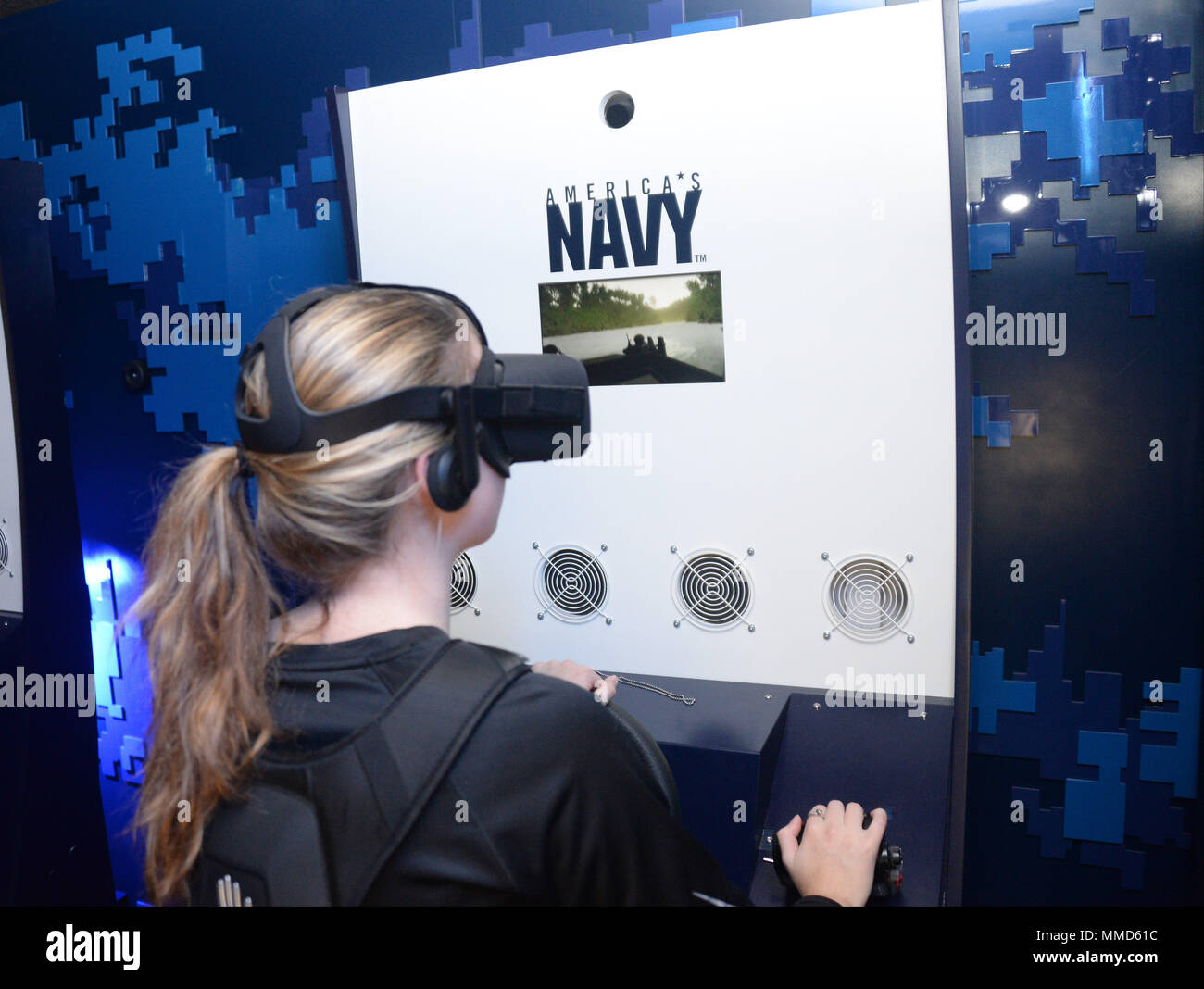 171018-N-FU443-0027 CABOT, Ark. (Oct. 18, 2017) A student of Cabot High ...