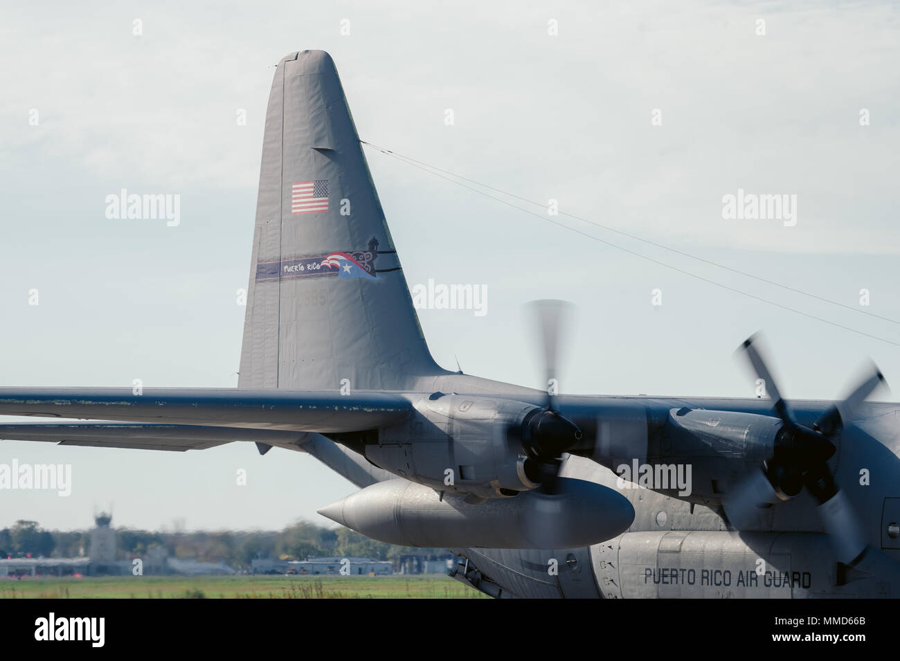 156th airlift wing hi-res stock photography and images - Alamy