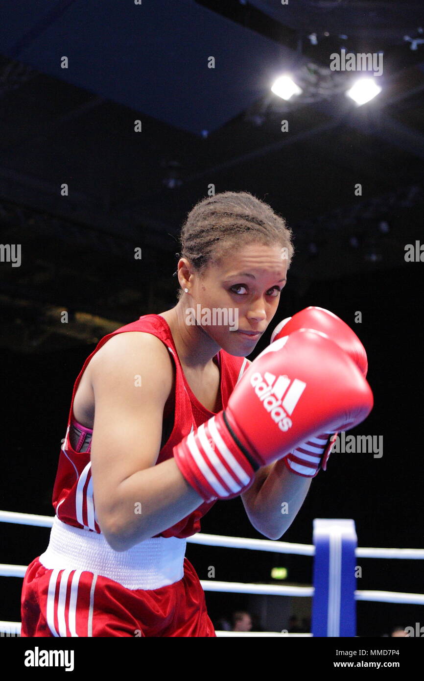 Women Boxing Referee High Resolution Stock Photography and Images - Alamy