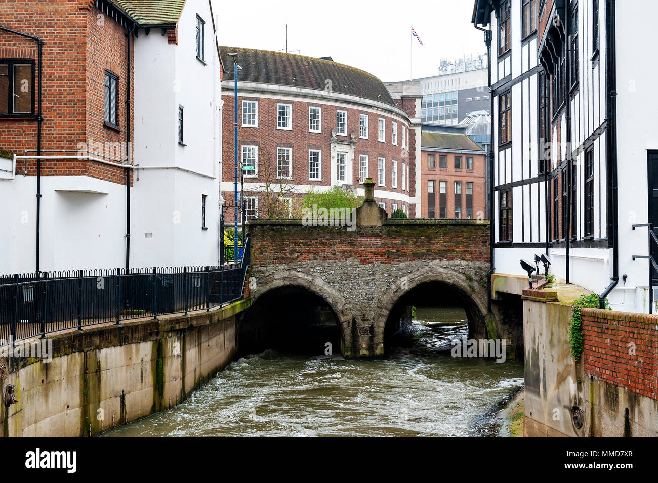 Clattern Bridge over the Hogsmill, a tributary of the River Thames, in ...