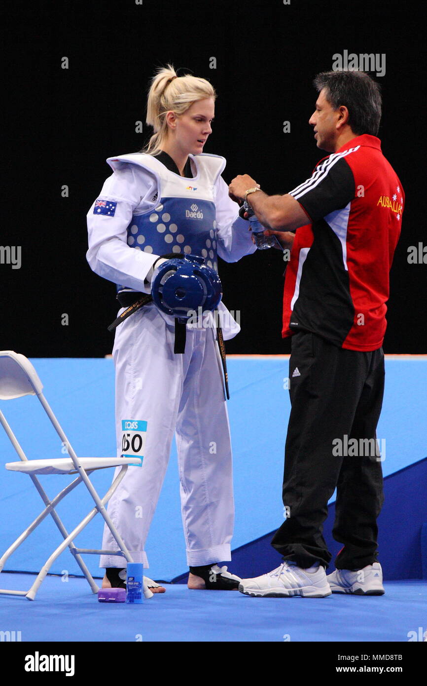 Jasmine Cross of Australia vs Stella Whitehead of Great Britain during ...