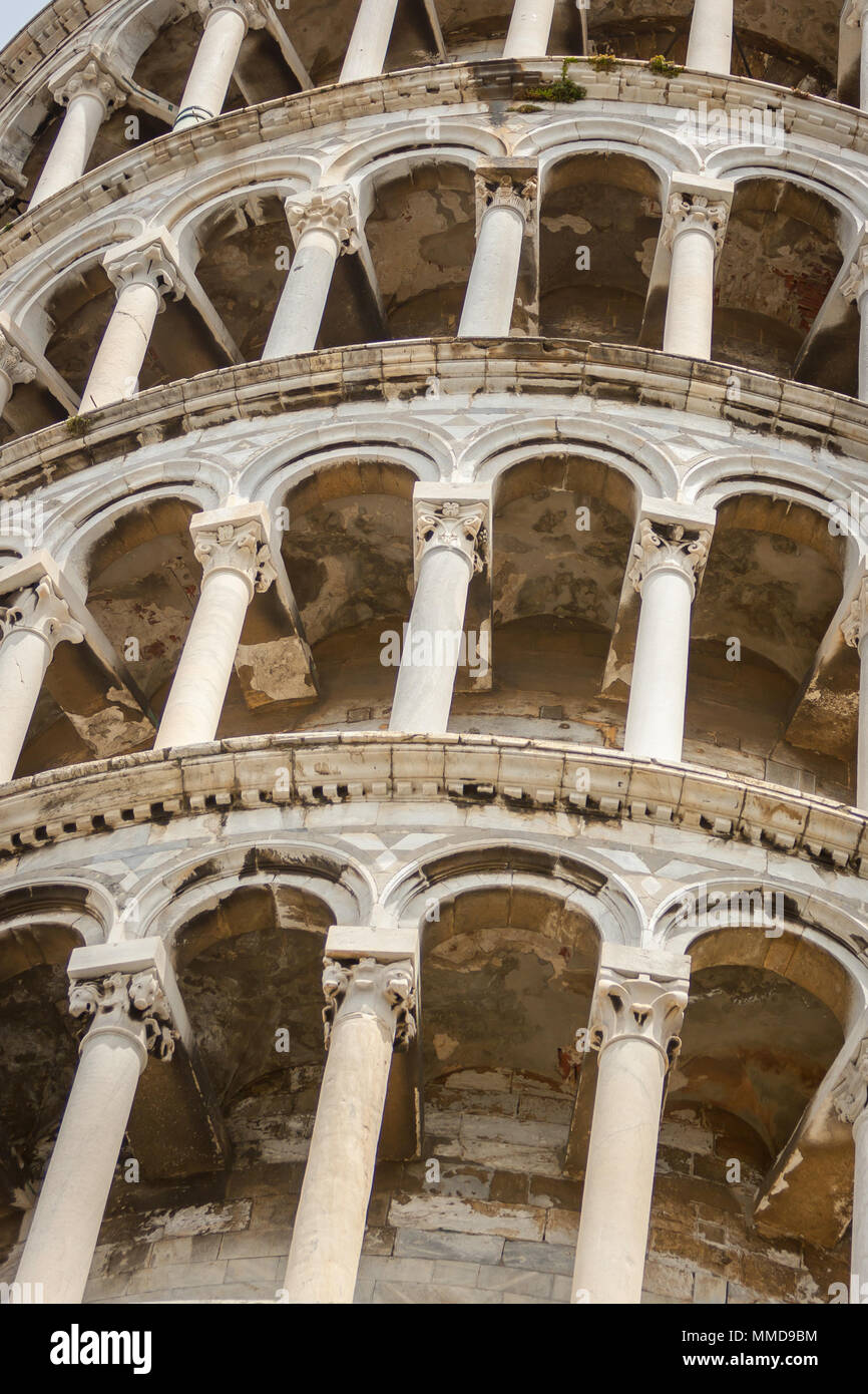 Freestanding ancient roman columns hi-res stock photography and images ...