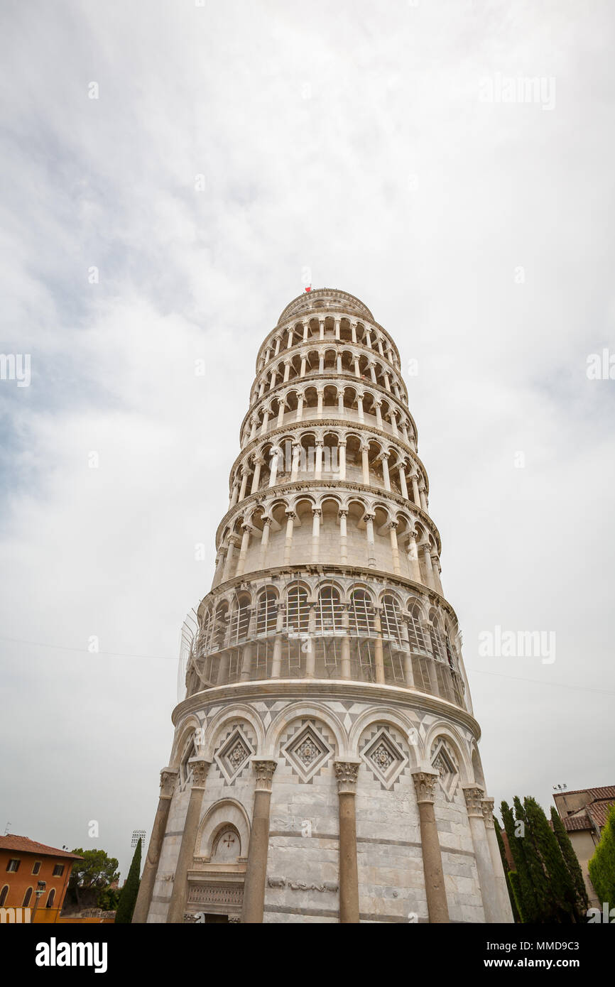 Freestanding ancient roman columns hi-res stock photography and images ...