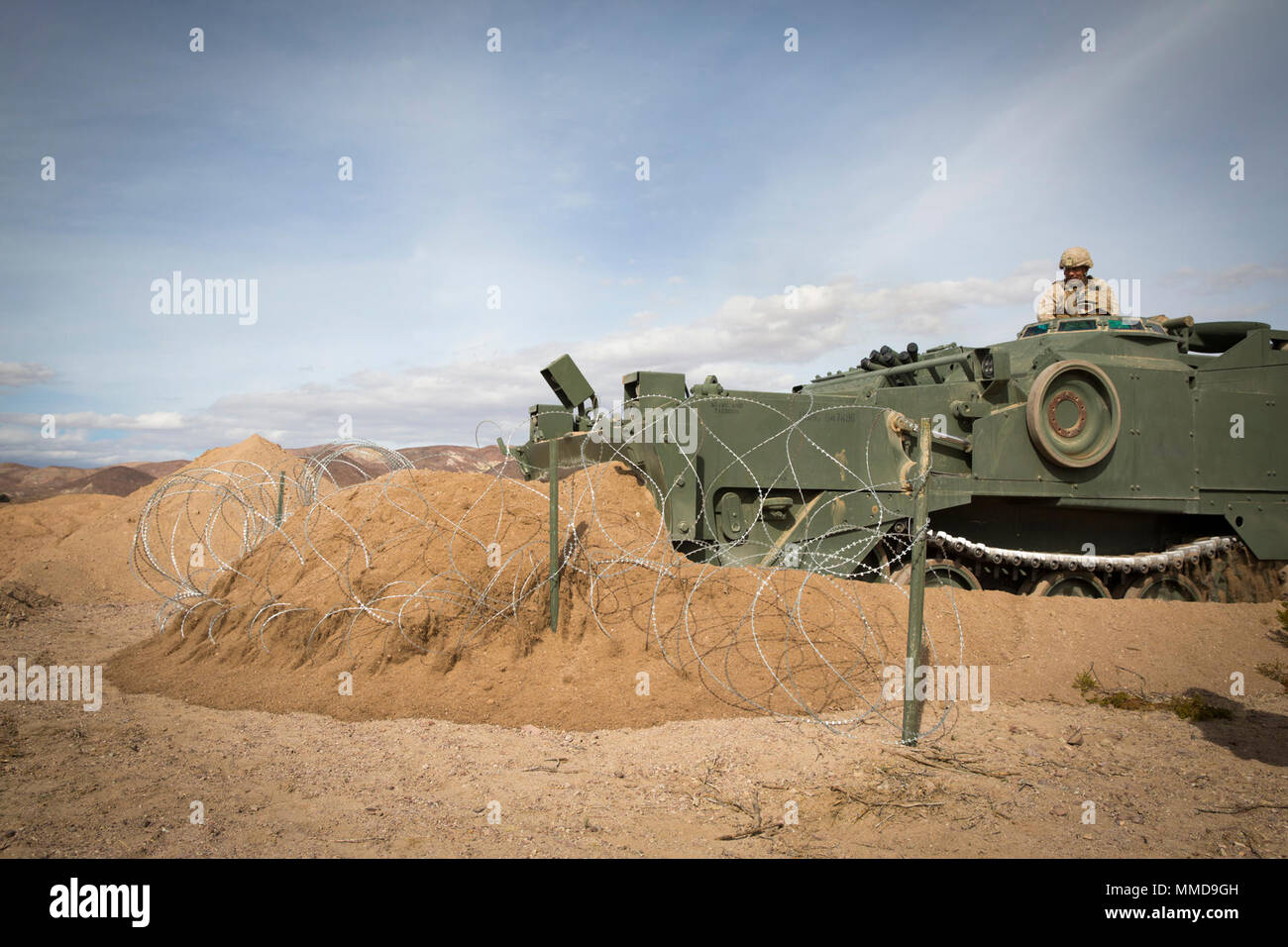 M9 armored combat earthmover hi-res stock photography and images - Alamy