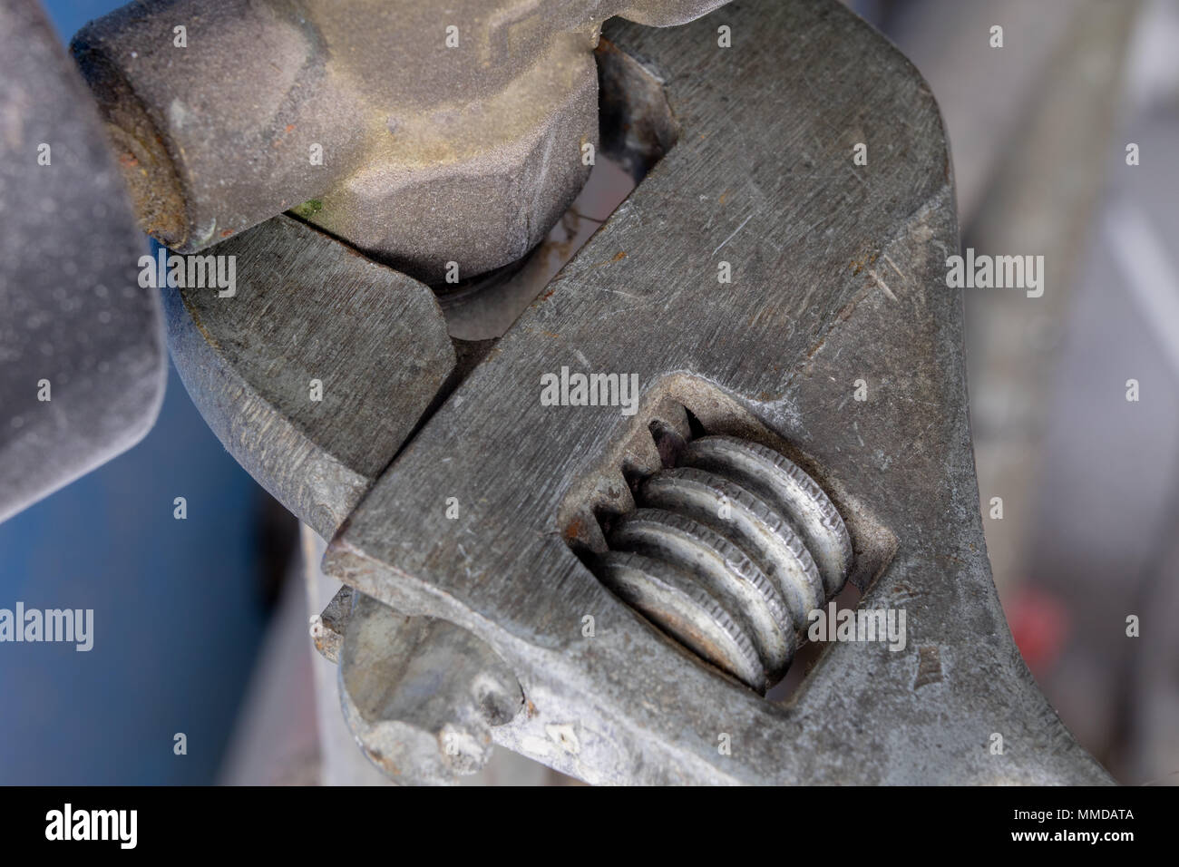 Hydraulic wrench and water installation. Accessories for hydraulics ...