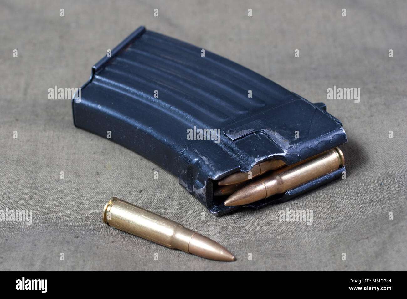 gun magazin with ammo Stock Photo - Alamy
